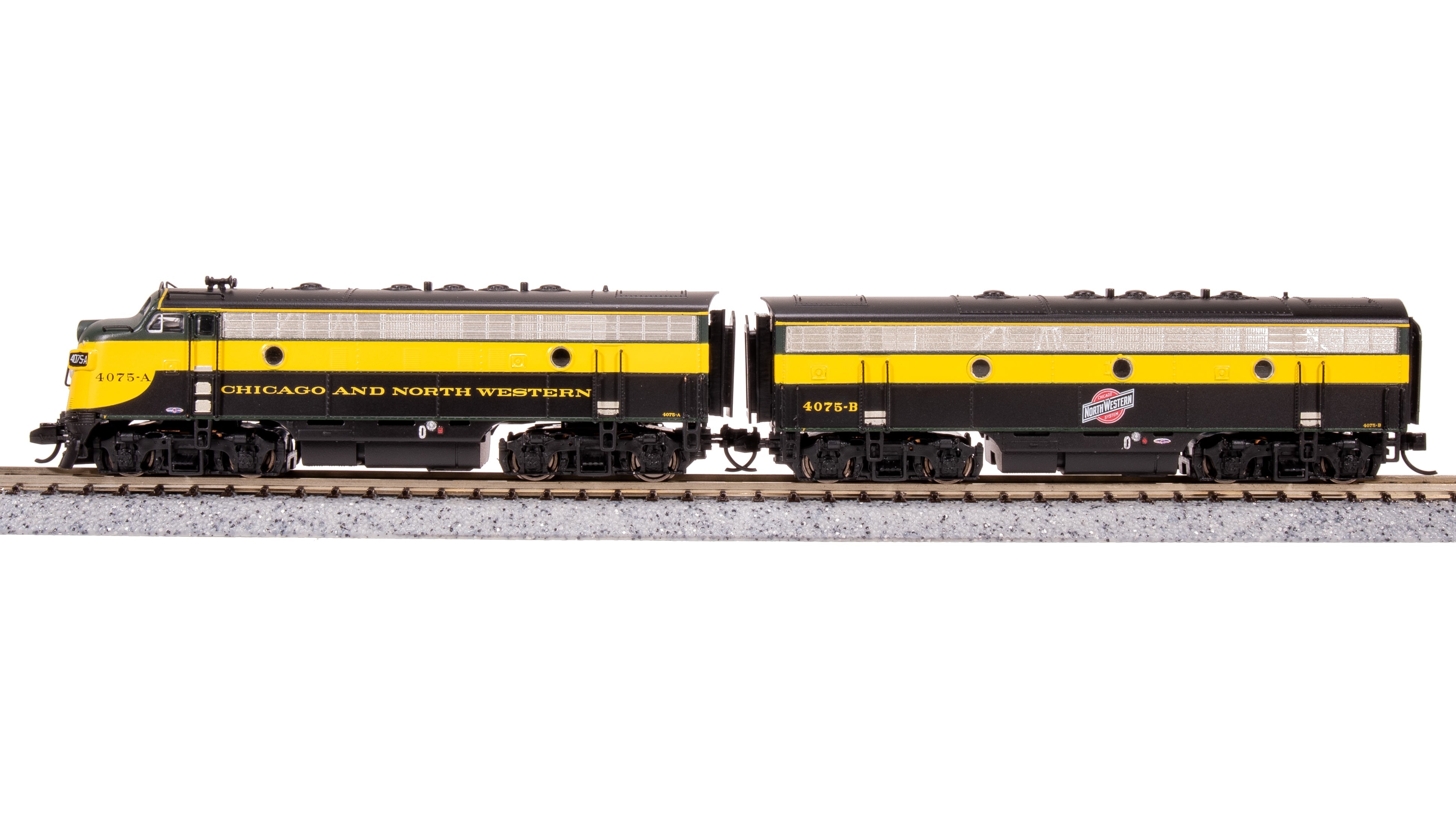 Broadway Limited 7752 N CNW EMD F7 A/B Diesel Locomotive Sound/DCC #40 ...