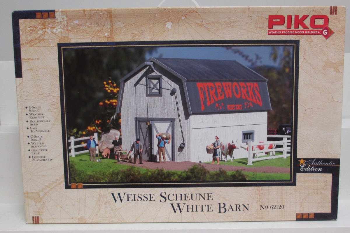 Piko 62120 G White Barn Building Kit – Trainz