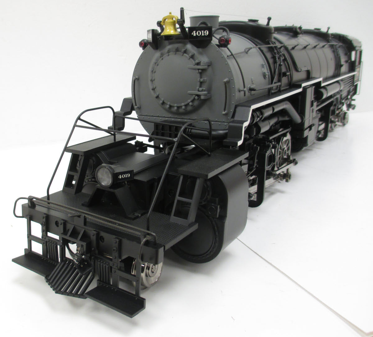 Aristo-Craft 21606 Southern 2-8-8-2 Mallet Steam Loco w/Tender – Trainz