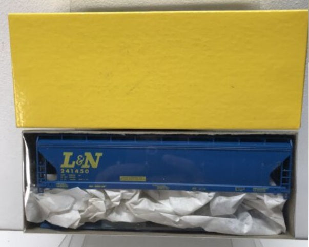 Accurail 2026 HO L & N ACF 3-Bay CVD Hopper Kit – Trainz