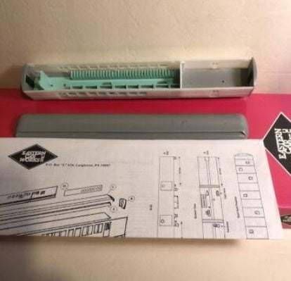 Eastern Car Works 1020 HO M-70b RPO Car Kit – Trainz