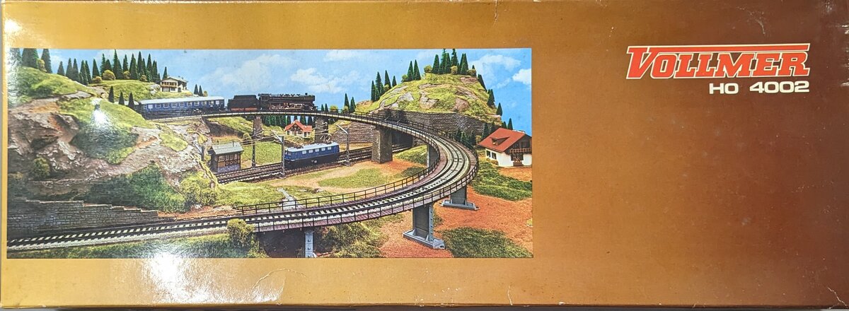 Vollmer 4002 HO Curved Track Ramp 376mm Long Building Kit – Trainz