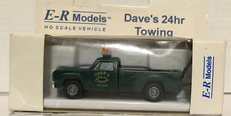 E-R Models 040-91012 HO Dark Green Tow Truck Dave's 24 Hr Towing – Trainz