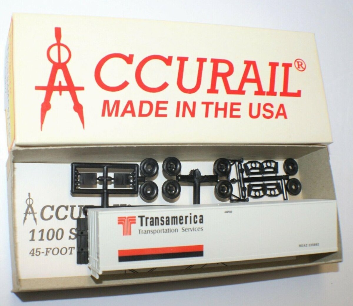 Accurail 9907 HO TransAmerica 45’ Highway Trailer Kit – Trainz
