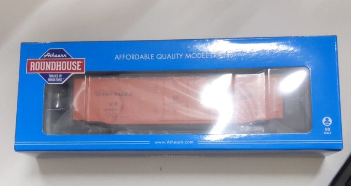 Roundhouse 15734 HO Union Pacific 50' PD Smooth Side Boxcar #499010 ...