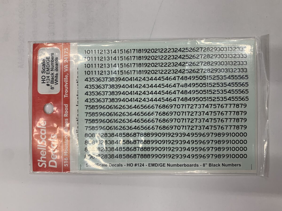 Shell Scale 124 HO Scale EMD/GE 8" Black Numbers & White Boards – Trainz