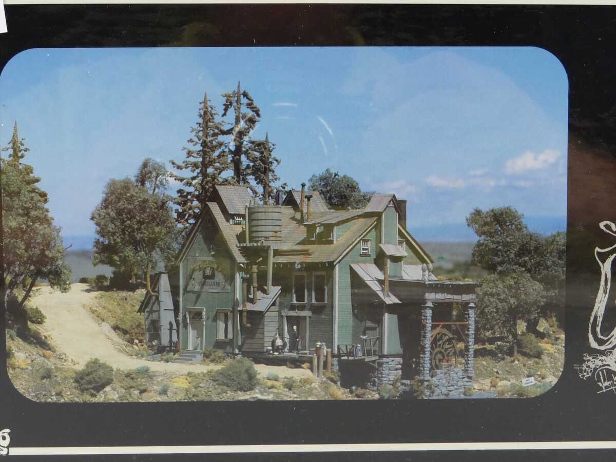 Master Creations 65 & 65-SE HO Muldoon's Distillery "Fine Irish Whiske ...