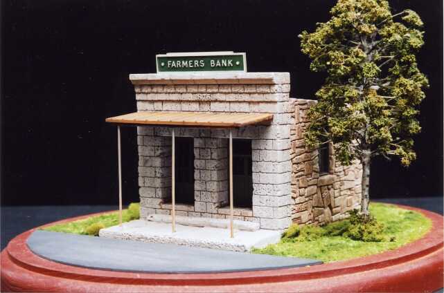 Thomas Yorke HO Farmer's Bank Model Kit – Trainz