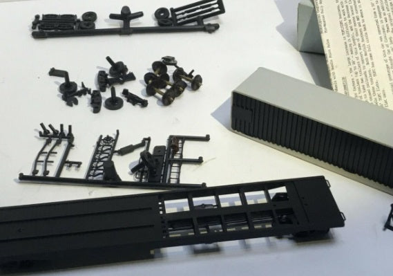 Front Range 4130 HO TOFC Flat Car/Trailer Undecorated Kit – Trainz