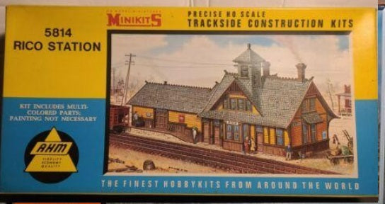 AHM 5814 HO Scale Minikits Rico Station Building Kit – Trainz