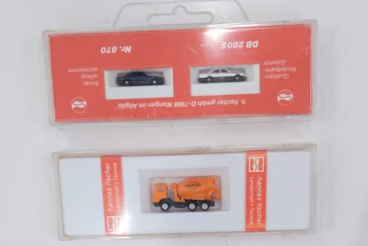Hannes Fisher Lot of 2 Z Scale Cars & Mixer – Trainz
