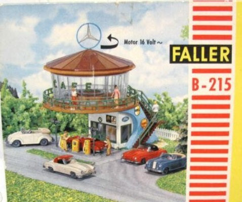 Faller B-215 HO Rotating Café And Shell Gas Station Building Kit – Trainz