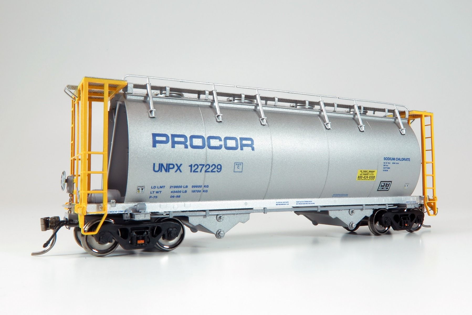 Rapido Trains 172002A HO Procor 3000cuft Alum Hopper with Handrail & W ...