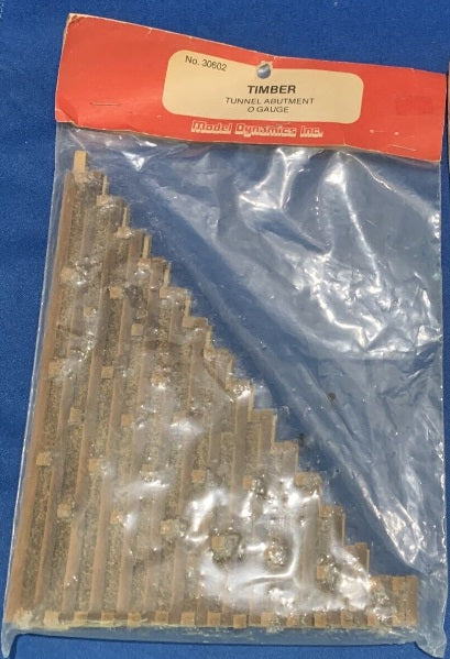 Model Dynamics 30602 O Timber Tunnel Abutment – Trainz