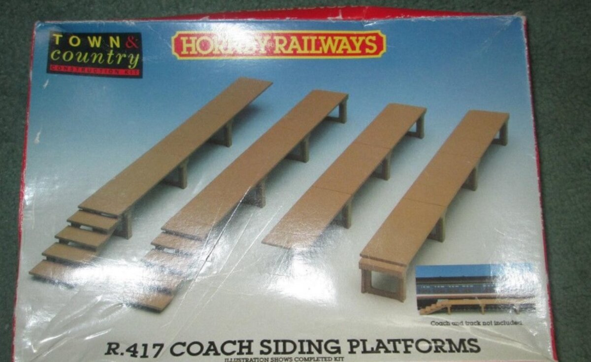 Hornby 417 OO Gauge Coach Siding Platforms Kit – Trainz