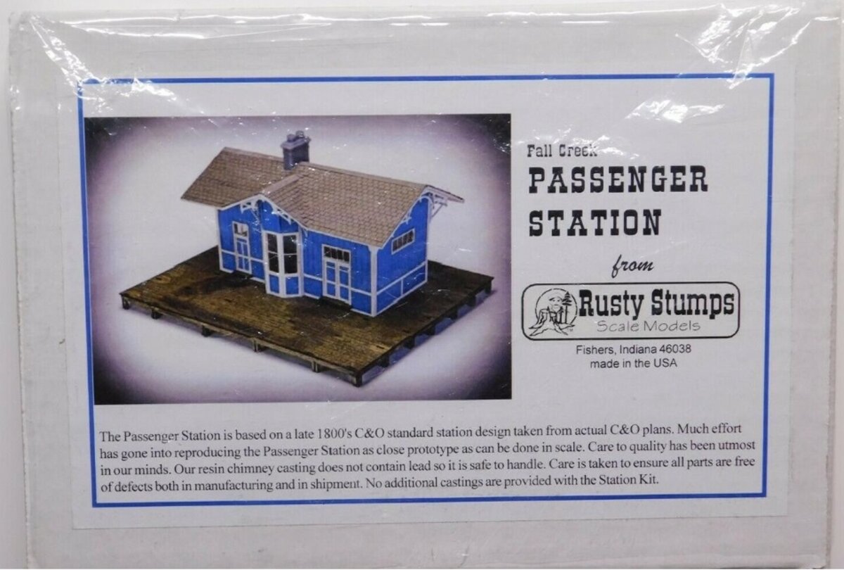 Rusty Stumps K4321 HO Fall Creek Passenger Station Building Kit – Trainz
