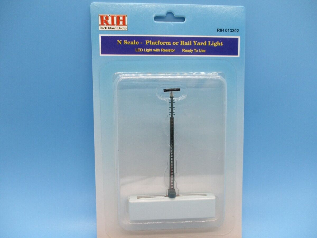 Rock Island Hobby 013202 N Platform / Yard Light – Trainz