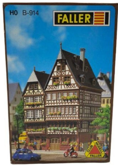 Faller B-914 HO Scale Two Old City Plastic Model Building Kit – Trainz