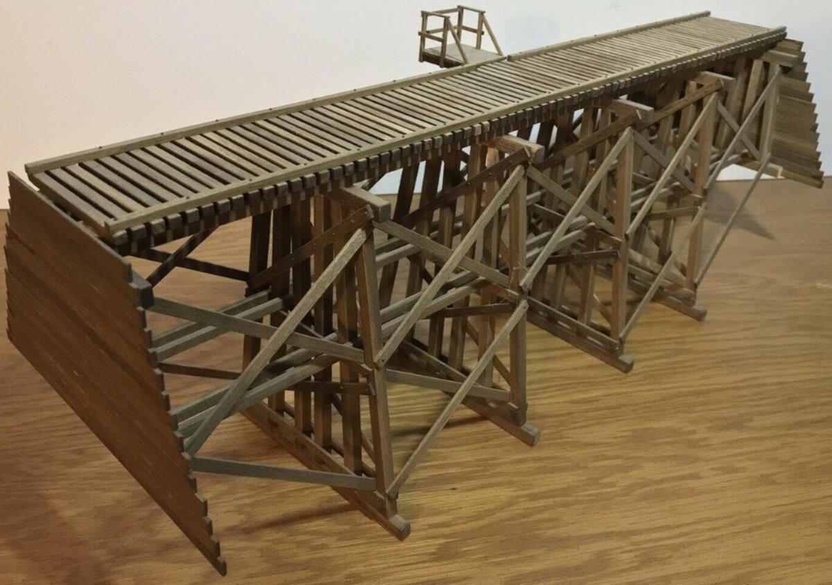Hunterline 81 S Scale 81' Framed Trestle Bridge Kit – Trainz