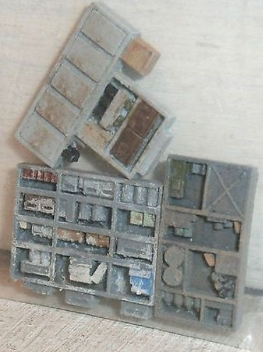 Model Tech Studios D1106P N Pre Aged Work shelving Set #4 – Trainz