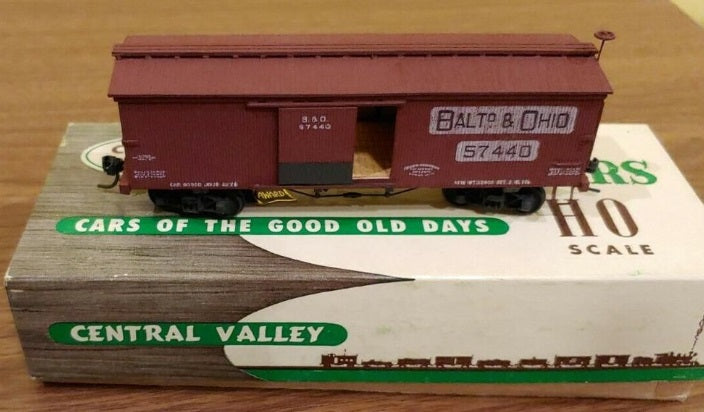 Central Valley Models B-95 HO Baltimore & Ohio Box Car Kit – Trainz