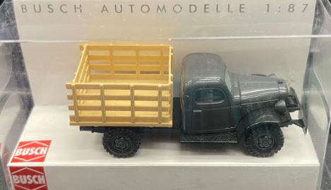 Busch 44001 HO Dark Gray & Tan Dodge Power Wagon – Trainz