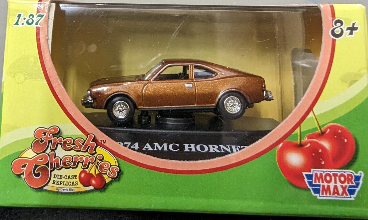 Motormax Toy USA 73950FC 1:87 Copper 1974 AMC Hornet – Trainz