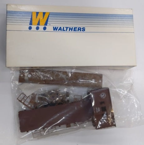 Walthers 932-5809 HO GN Great Northern 42' Work/Transfer Caboose Kit ...
