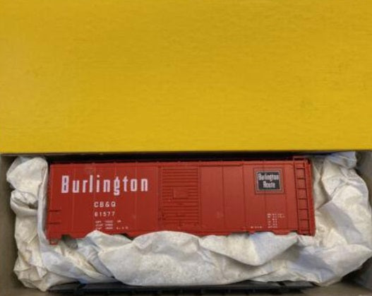 Accurail 3216 HO Burlington 40'''' AAR Steel Box Car Kit – Trainz
