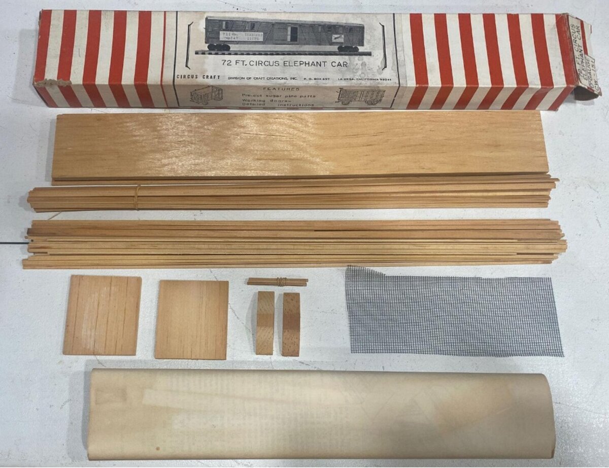 Circus Craft CW-151 O Scale 72 Ft. Circus Elephant Car Kit – Trainz