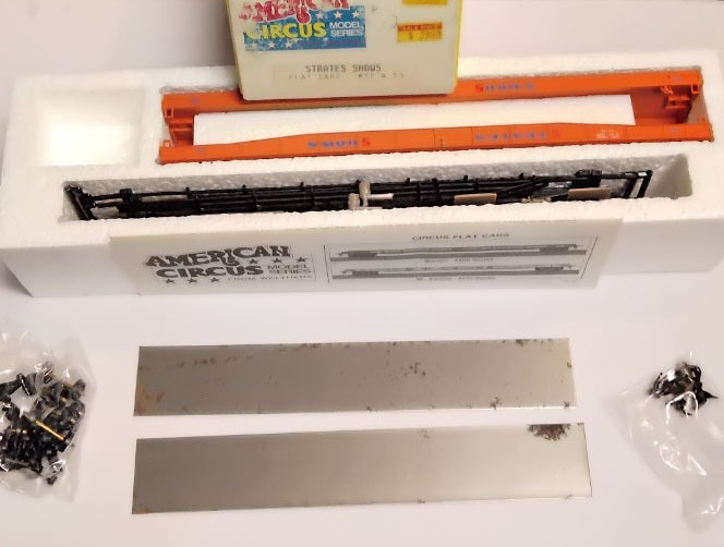 Walthers HO #52 & #53 Strates Shows American Circus Flat Cars (Set of ...