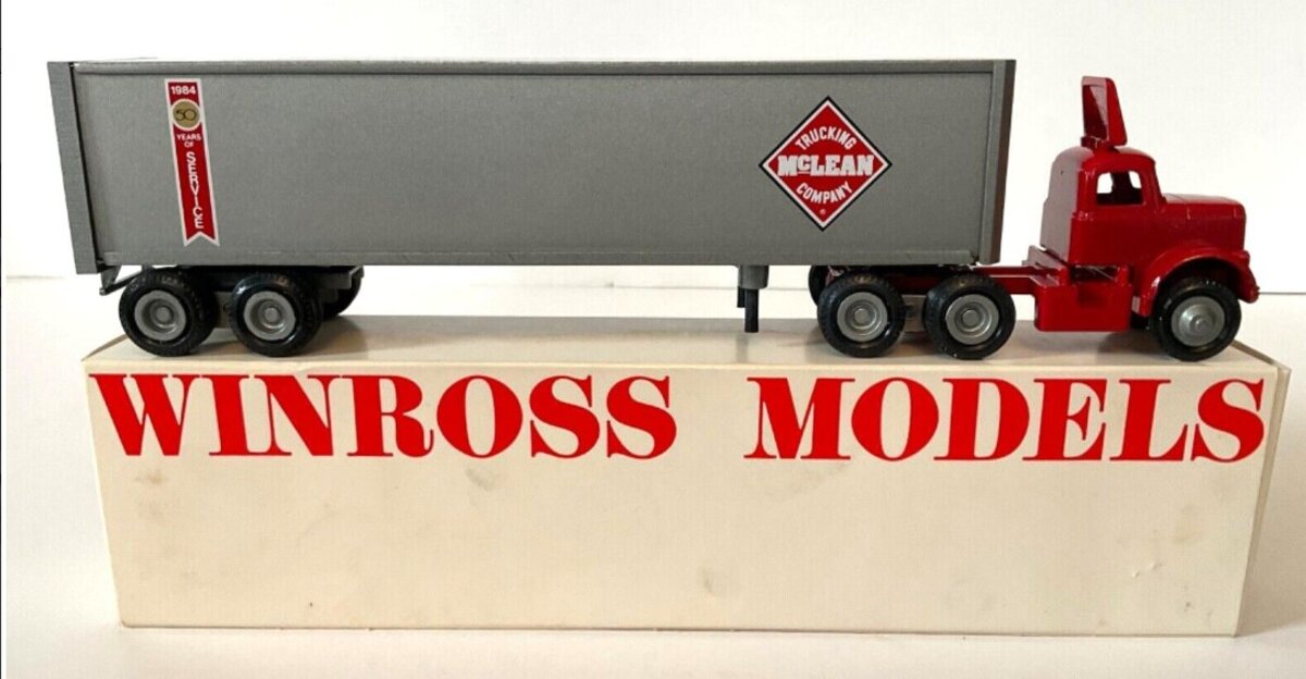 Winross 329 1:64 McLean Trucking Company Tractor Trailer – Trainz