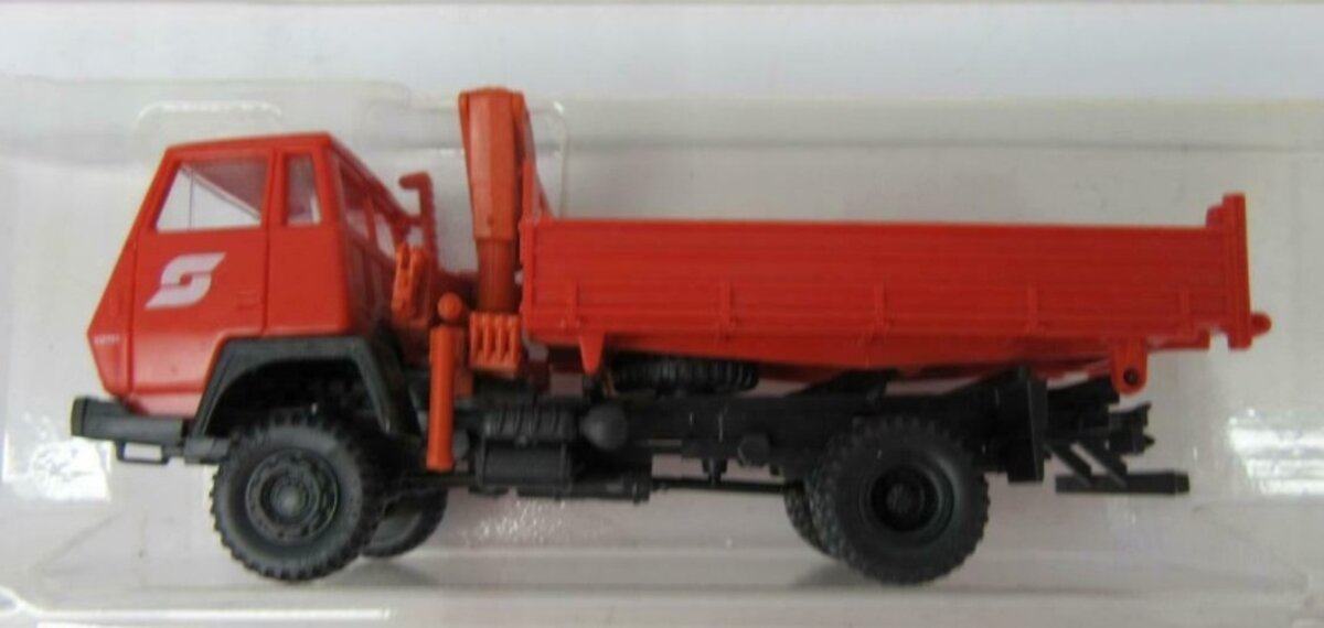 Roco 1508 HO Scale OBB Steyr 91 Kipper Low Side Crane Truck – Trainz