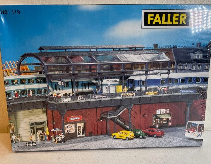 Faller 119 HO S-Bahn Railroad Station Building Kit – Trainz