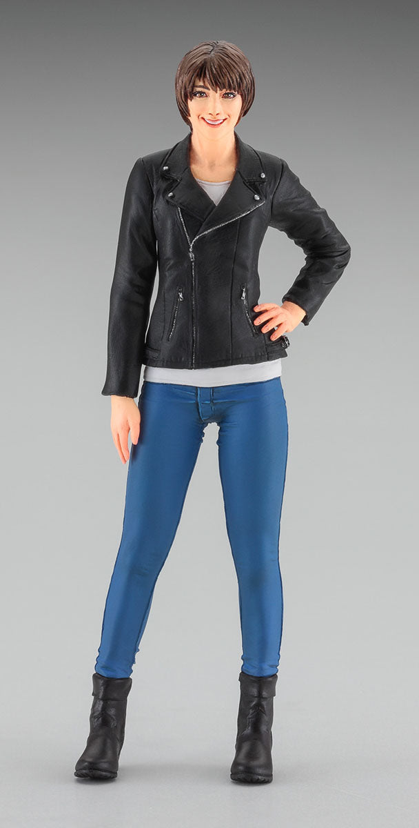 Hasegawa 52353 1:12 No.28 "Girl's Rider Vol.3" Figure Resin Kit – Trainz