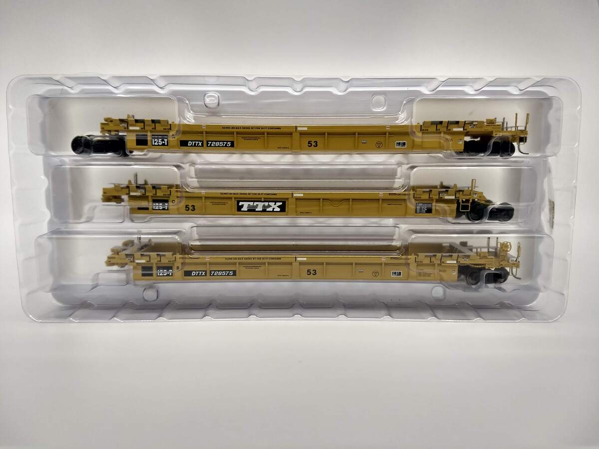 Atlas 20004617 HO TTX Thrall 53' Articulated Well Car #728575 – Trainz