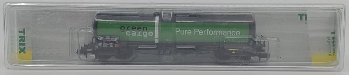 Minitrix 15367 N Scale Green Cargo "Pure Performance" Tank Car – Trainz