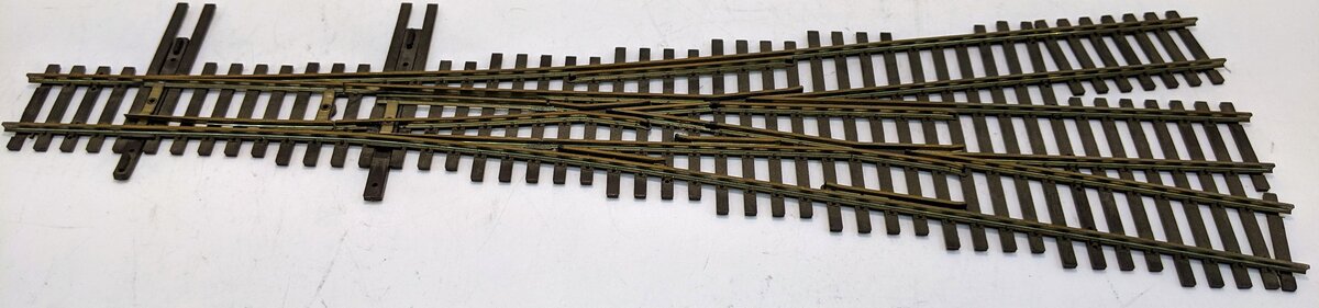 Shinohara Track 118 HO Code 100 Left Nickel Silver #8 Wye Turnout Swit ...