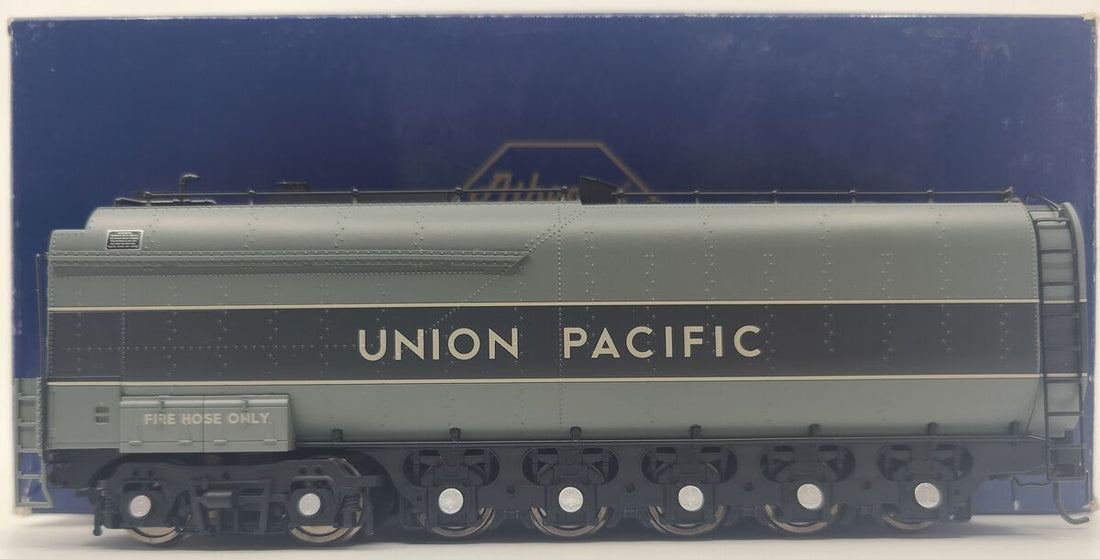 Athearn G16001 HO Scale Unnumbered Union Pacific Centipede Oil Tender ...
