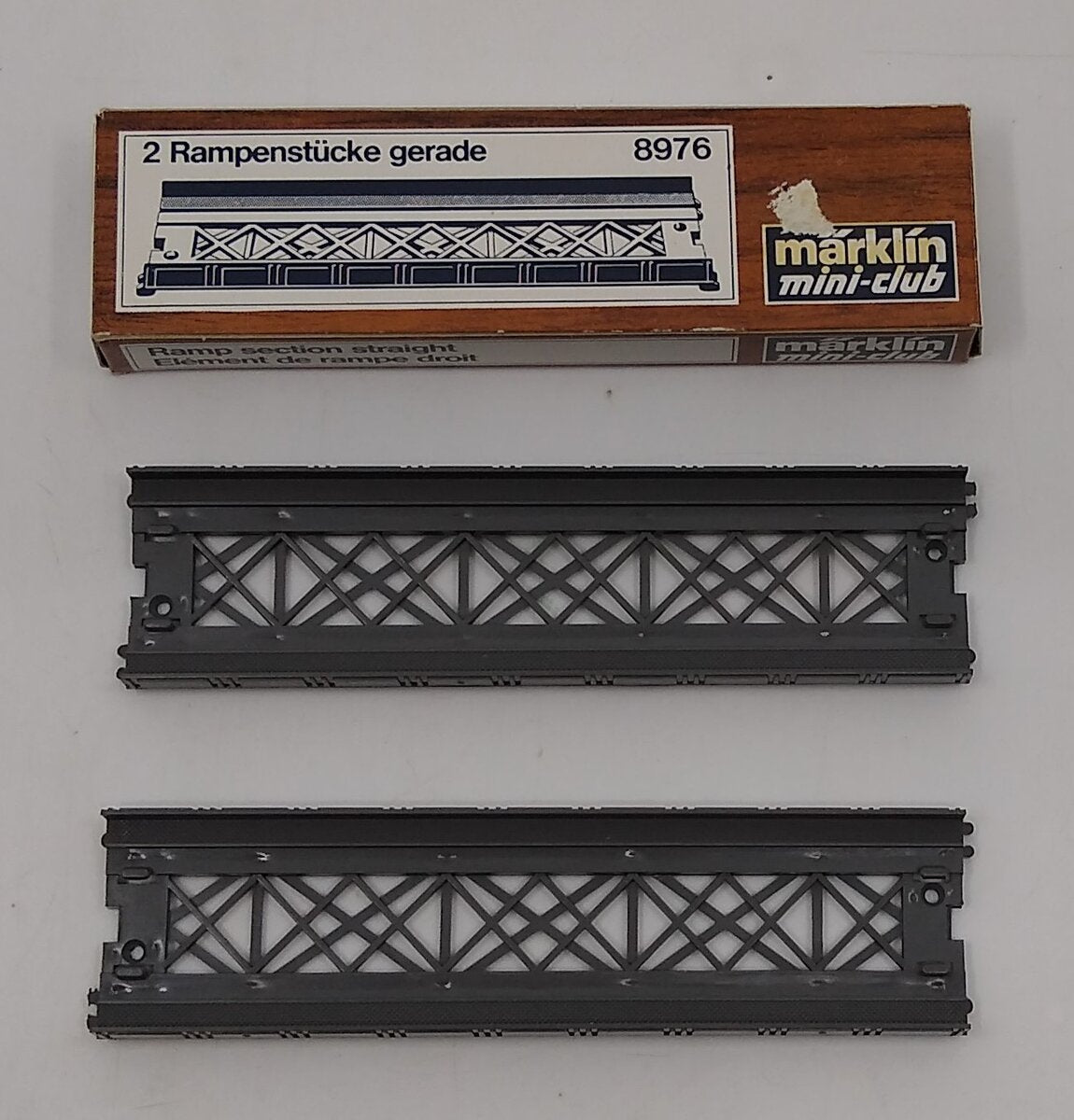 Marklin 8976 Z 4-3/8" Straight Ramp Track Sections (Box of 2) – Trainz