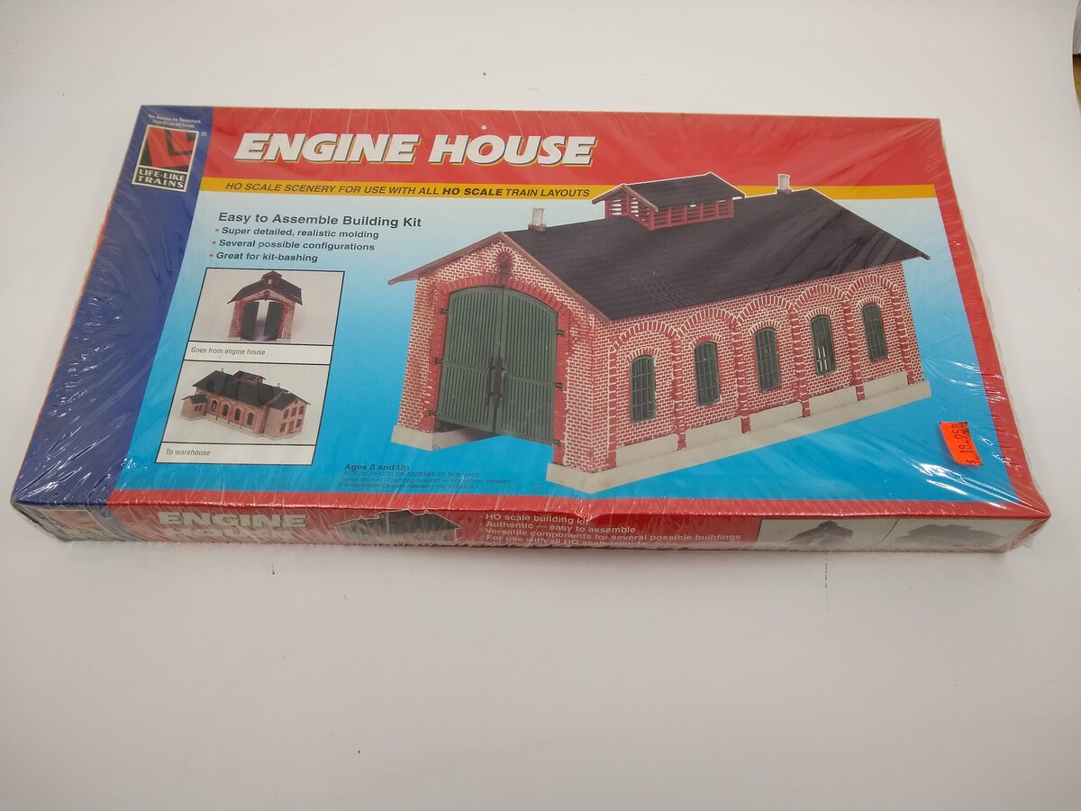 Life Like 1354 HO Engine House Building Kit – Trainz