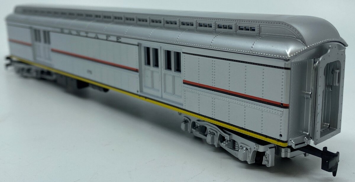 IHC 49030 HO Santa Fe Valley Flyer Heavyweight Baggage Car #1772 – Trainz