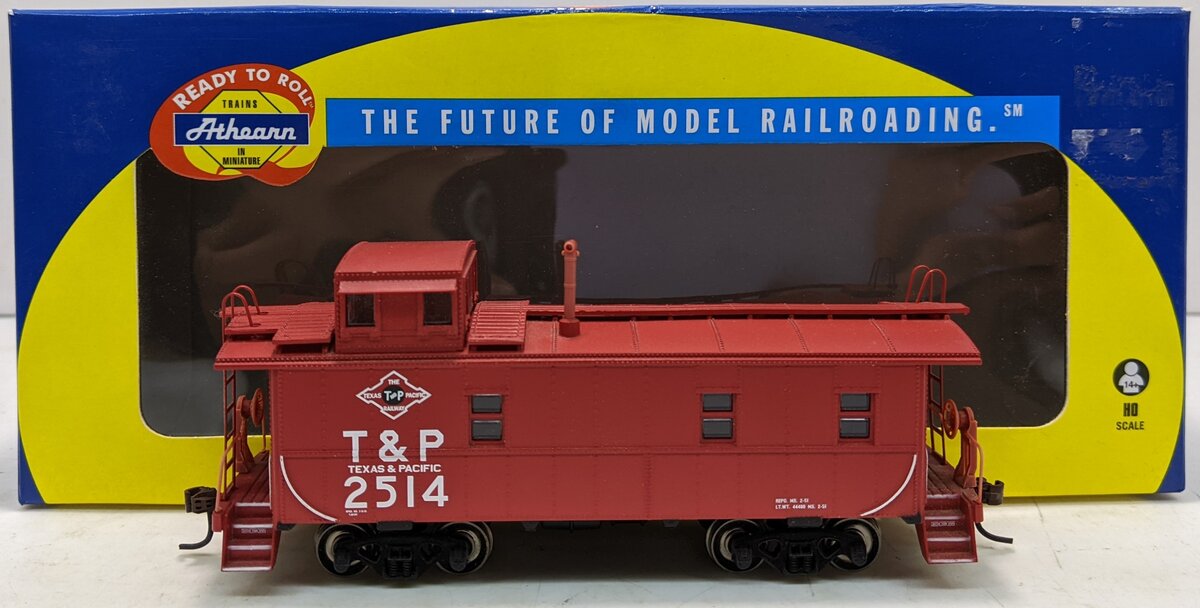 Athearn 74003 HO Scale Texas & Pacific Cupola Caboose #2514 – Trainz