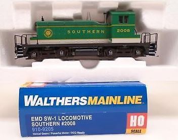 Walthers 910-9205 HO Southern Railway EMD SW1 Diesel Locomotive #2008 ...