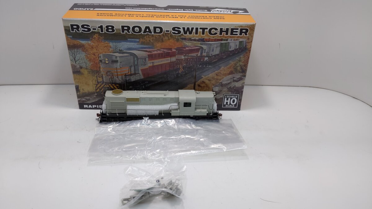 Rapido Trains 32545 HO Undecorated CP MLW RS-18 Diesel Locomotive w/DC – Trainz