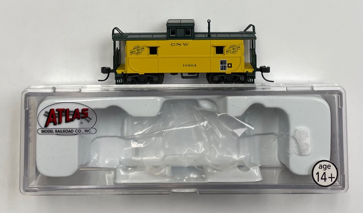 Atlas 39818 N Scale CNW C&O Cupola Caboose #10804 – Trainz