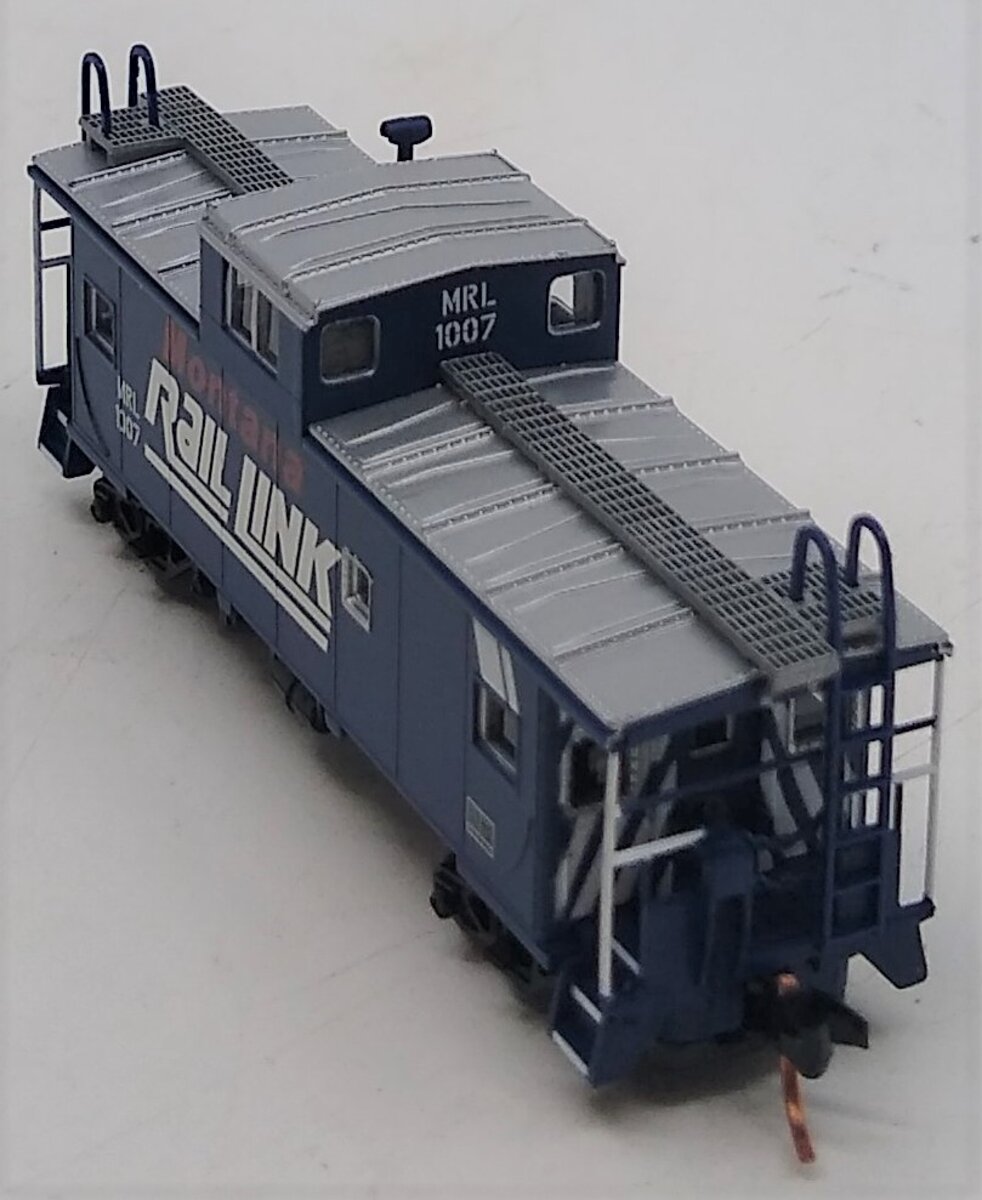 Atlas 43028 N Montana Rail Link Standard Cupola Caboose #1007 – Trainz