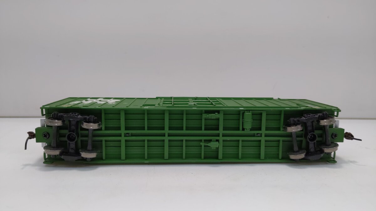 Walthers 932-7101 HO Scale BN Gunderson 50' Hi-Cube Paper Boxcar #2872 – Trainz