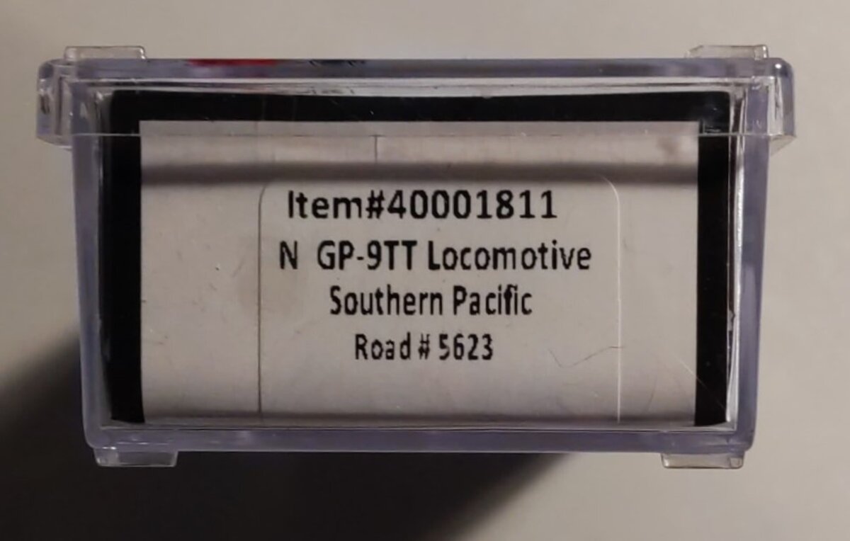 Atlas 40001811 N Scale Southern Pacific GP-9TT Diesel Locomotive #5623 ...