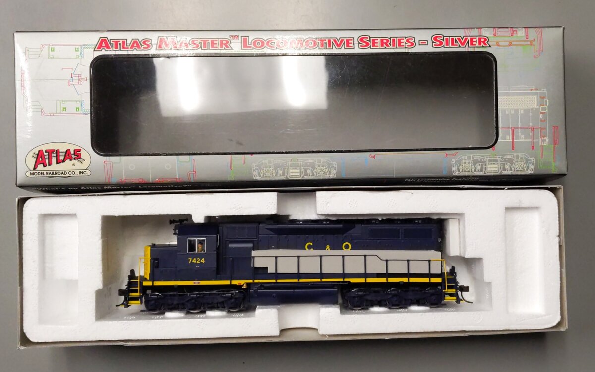 Atlas 9240 HO Scale Chesapeake & Ohio SD35 Diesel Locomotive #7424 – Trainz